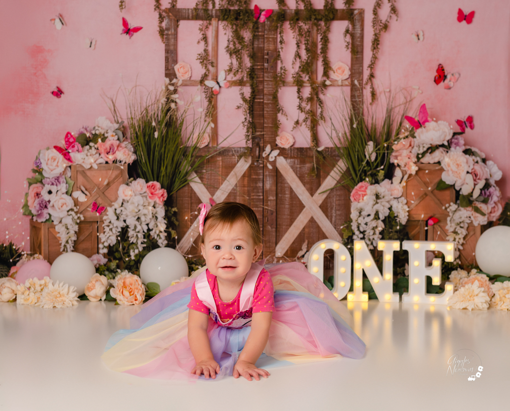 What Goes Into Cake Smash Photography & How I Perform It? | Giggles ...